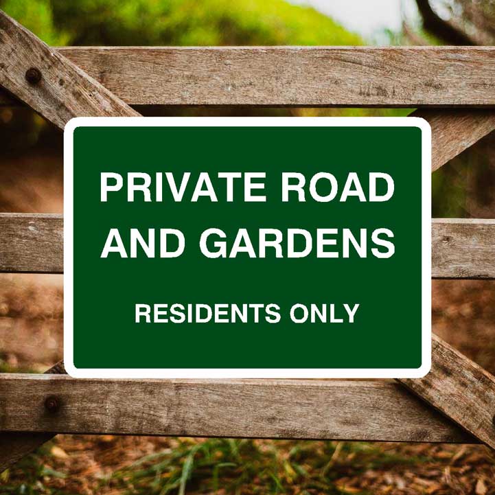 Private Road Residents Only Sign – Green Safety Sign UK