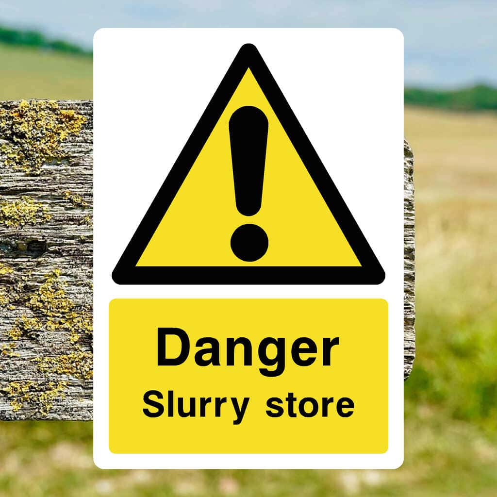 Slurry Store Warning Sign – HSE & ISO Compliant